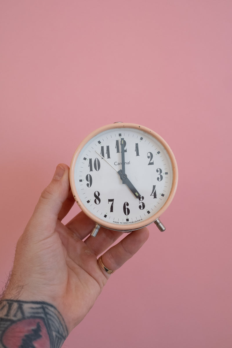 Vintage Cardinal Wind Up Alarm Clock – The Apartment TO
