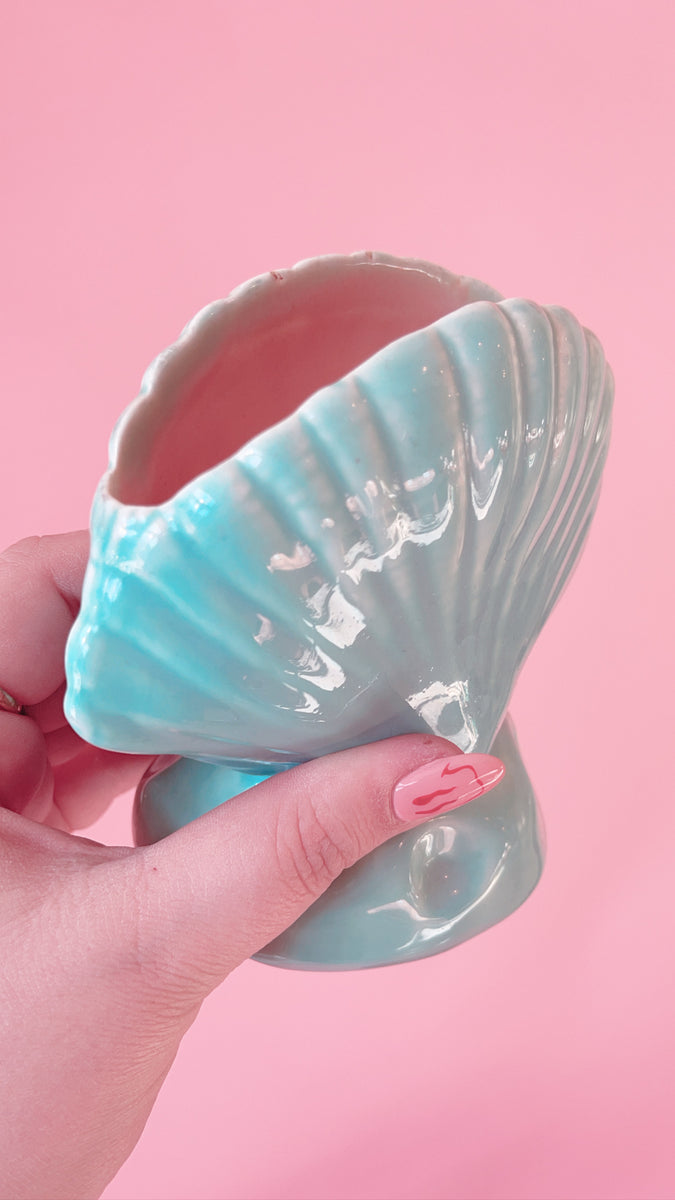 Antique Blue Shell Vase – The Apartment TO