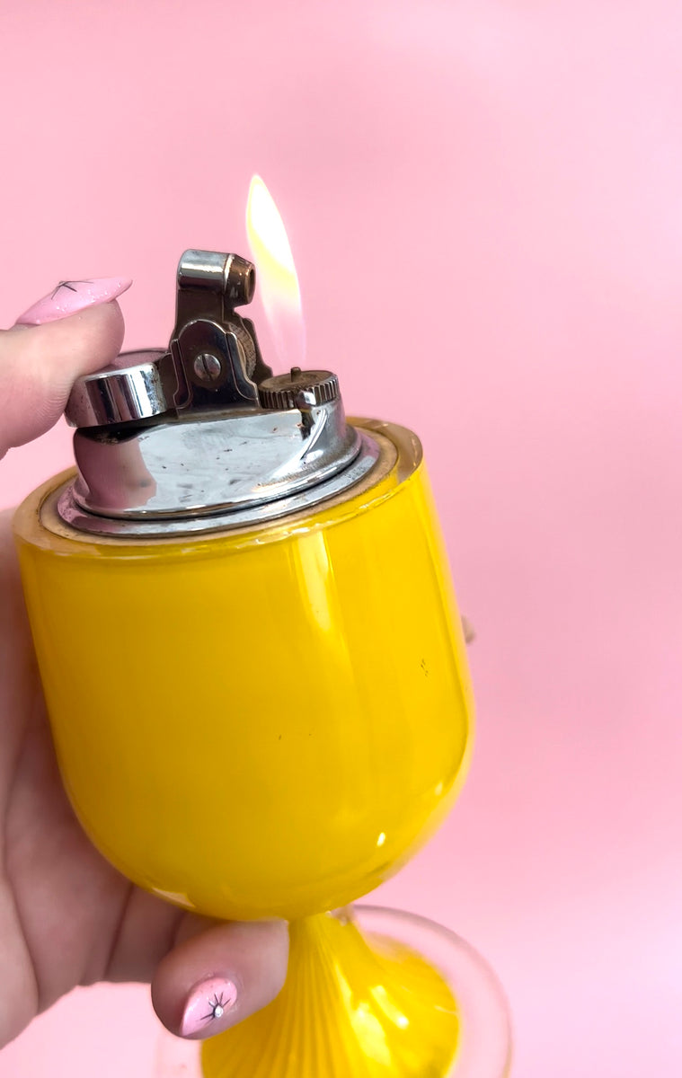 Vintage Space Age Lucite Table Lighter 1960's – The Apartment TO