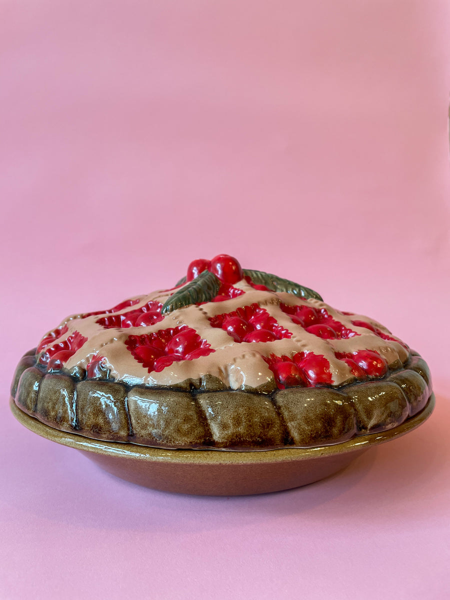 Vintage Ceramic Cherry Pie Dish – The Apartment TO