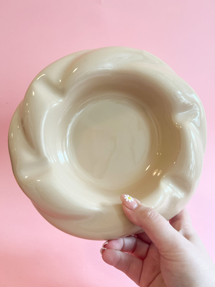 Vintage Ceramic Ashtray – The Apartment TO