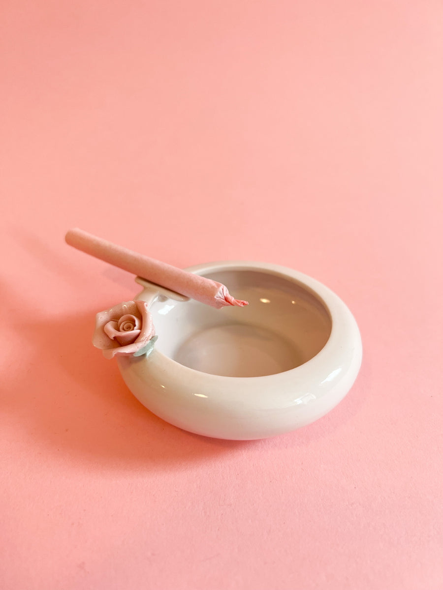 Vintage Ceramic Rose Ashtray – The Apartment TO